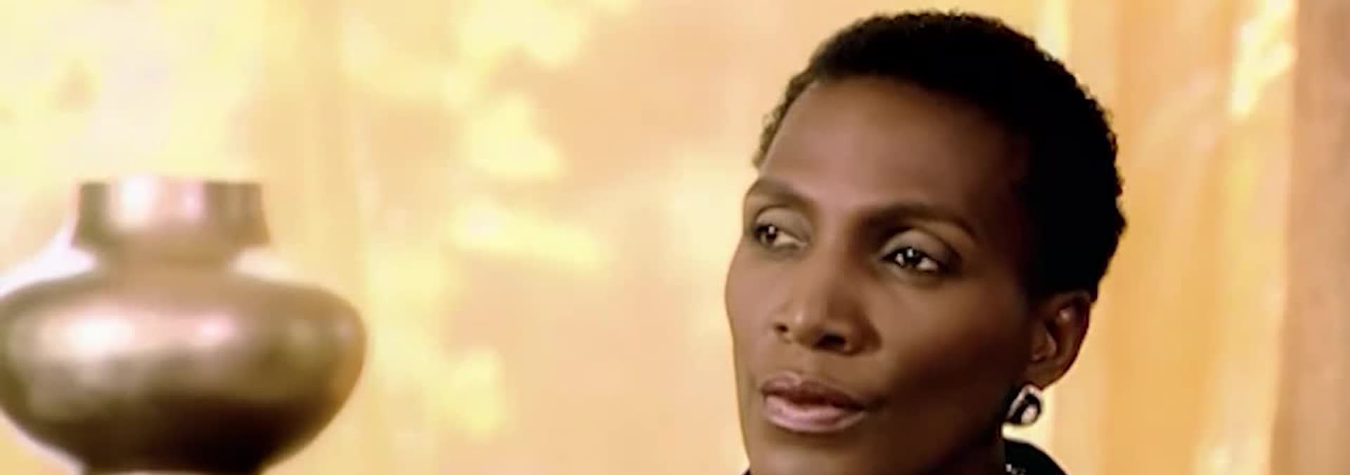 Watch Jacob's Cross S04:E03 - Episode 3 - Free TV Shows | Tubi