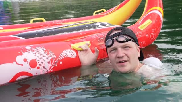 Watch Unspeakable S15:E14 - Waterpark in Your Backyard?! - Free TV ...