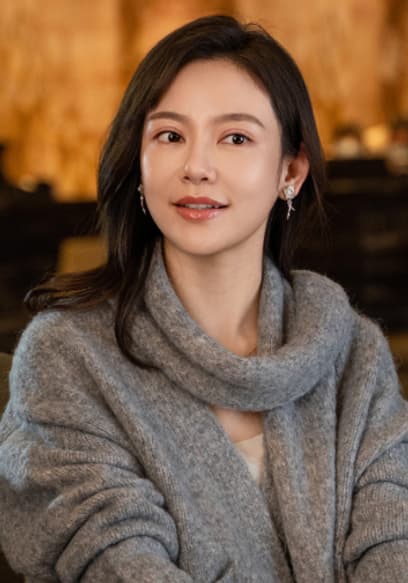 Watch Amazing Girls S01:E05 - Rising Stakes - Free TV Shows | Tubi