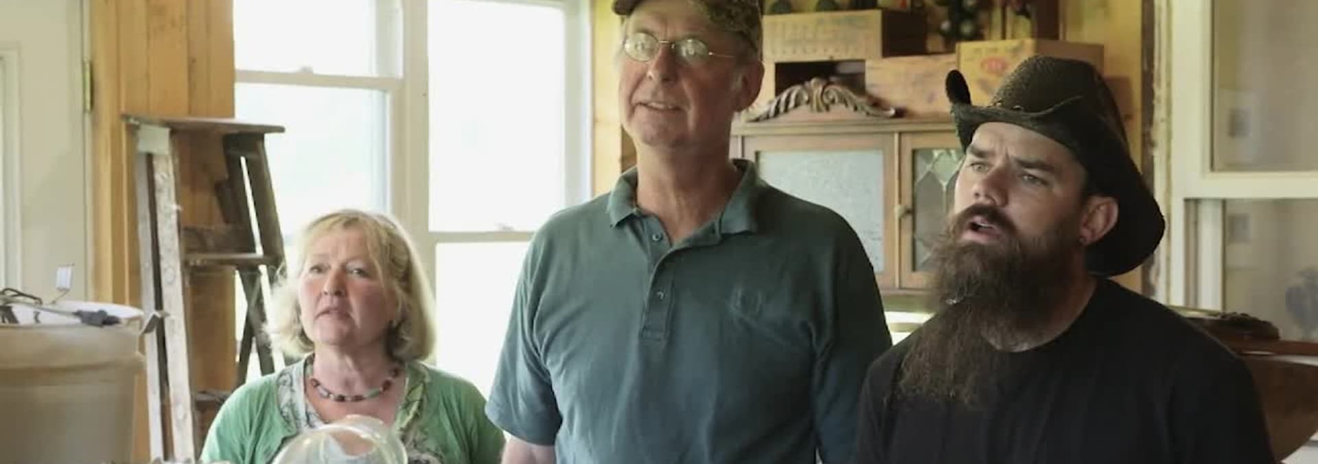 Watch Backroad Bounty S02:E05 - All 'Hans' on Deck - Free TV Shows | Tubi