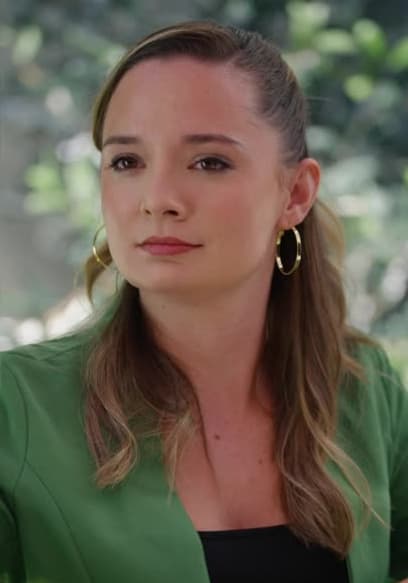 Watch Her Heart Held Hostage S01:E35 - Episode 35 - Free TV Shows | Tubi