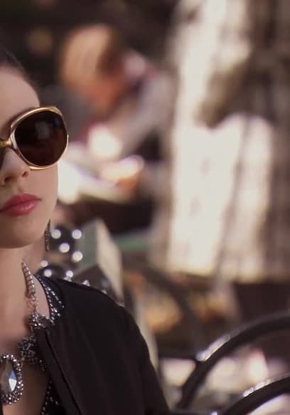 Watch Gossip Girl S06:E08 - It's Really Complicated - Free TV Shows | Tubi