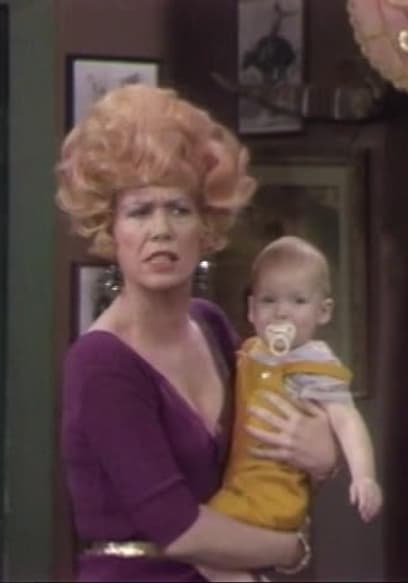 Watch Flo S02:E11 - Pretty Baby - Free TV Shows | Tubi