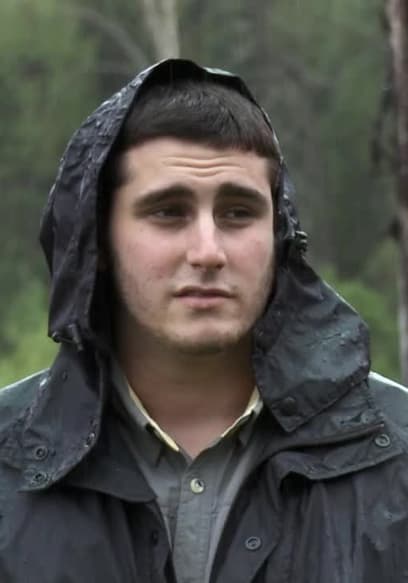 Watch Buying Alaska S03:E02 - Flip Flops to Snowshoes - Free TV Shows ...