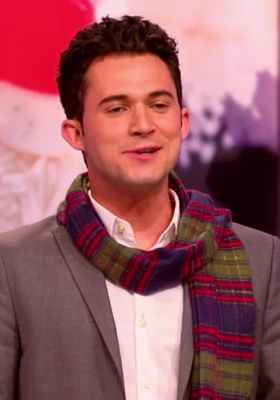 Watch Cupcake Wars S07:E07 - Cupcakes on Parade - Free TV Shows | Tubi