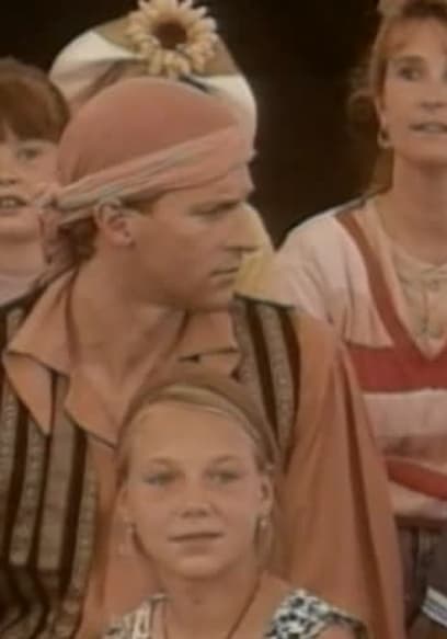 Watch Hard Hat Harry S01:E23 - Circus Adventures - Free TV Shows | Tubi