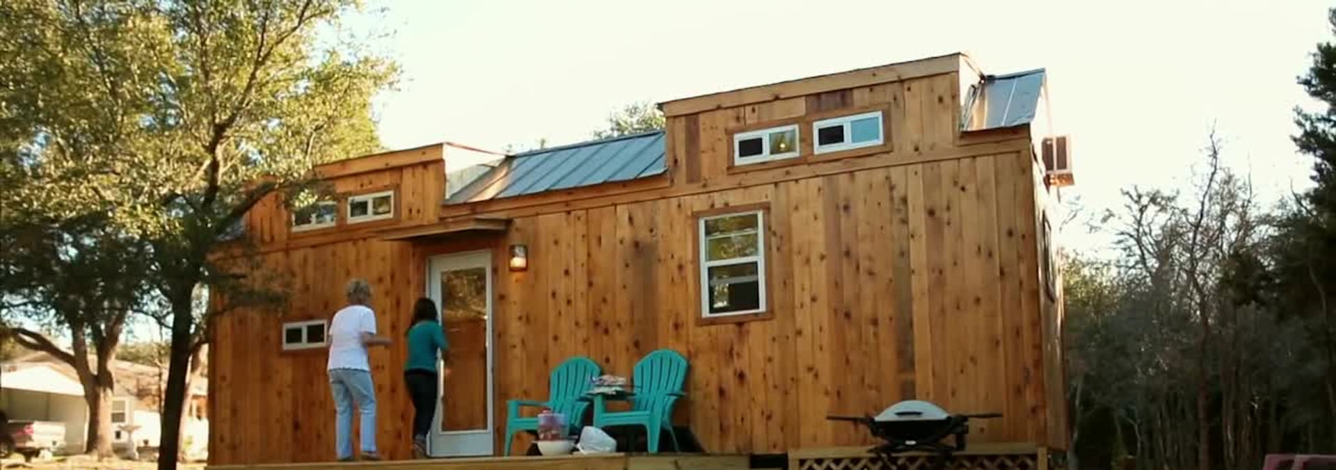 Watch Tiny House, Big Living S02:E05 - Texas Tiny Resale House - Free ...