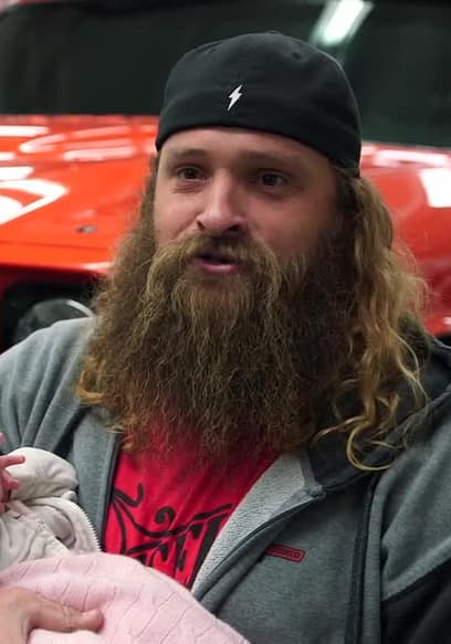 Watch Diesel Brothers S03:E11 - Hurricanes,Trucks, Snowmobiles - Free ...