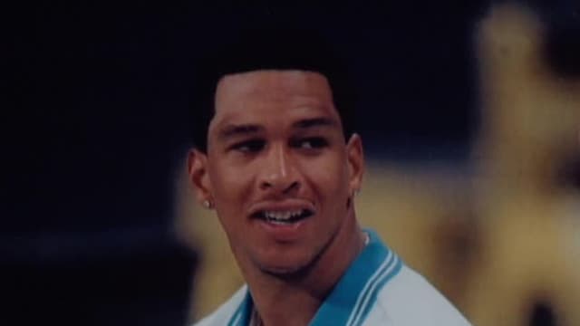 Watch Mugshots S01:E21 - Rae Carruth: NFL Hitman - Free TV Shows | Tubi