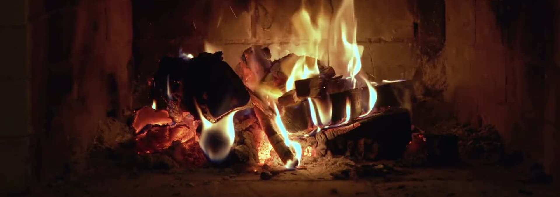 Watch Fireplace Lounge S02:E08 - Happy New Year Fireplace With Music ...