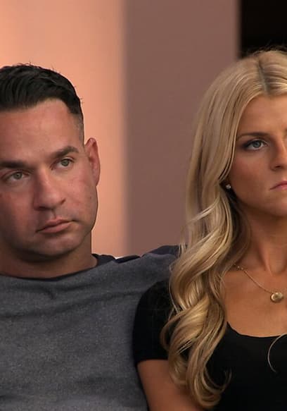 Watch Marriage Boot Camp: Reality Stars S03:E09 - Grave Injustice ...
