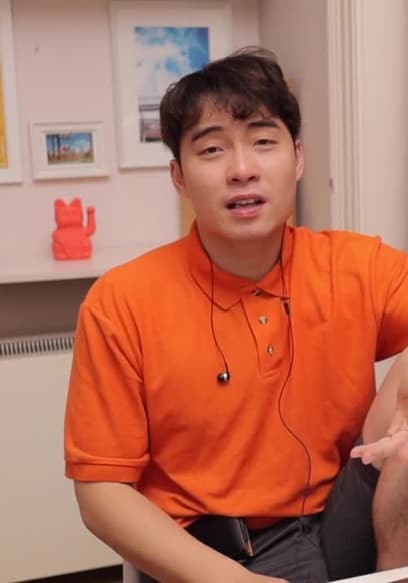 Watch The Uncle Roger Show S01:E09 - Down Under - Free TV Shows | Tubi