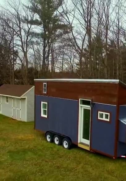 Watch Tiny House, Big Living S02:E03 - Chrissy's Earth-Friendly Home ...