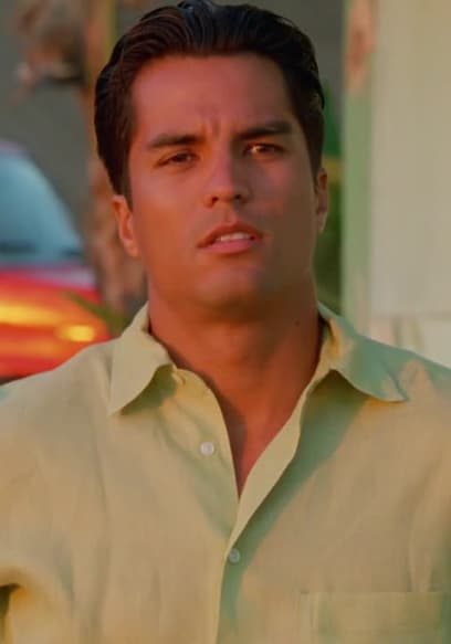 Watch Baywatch S09:E21 - Galaxy Girls - Free TV Shows | Tubi