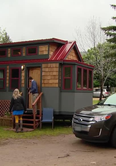 Watch Tiny House Hunting S02:E15 - Hitting the Tiny High Notes in ...