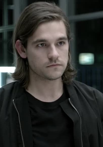 Watch The Magicians S02:E13 - We Have Brought You Little Cakes - Free ...