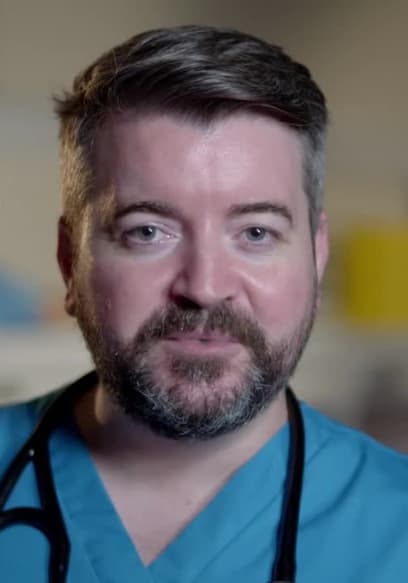 Watch Casualty 24/7 S04:E05 - Episode 5 - Free TV Shows | Tubi