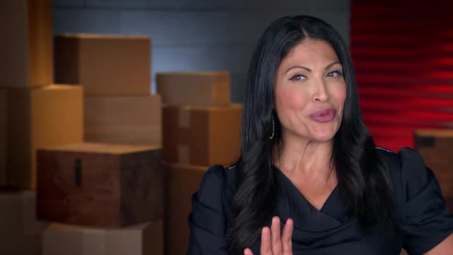 Watch Storage Wars: Northern Treasures S02:E19 - Goji, Bogie, and the ...