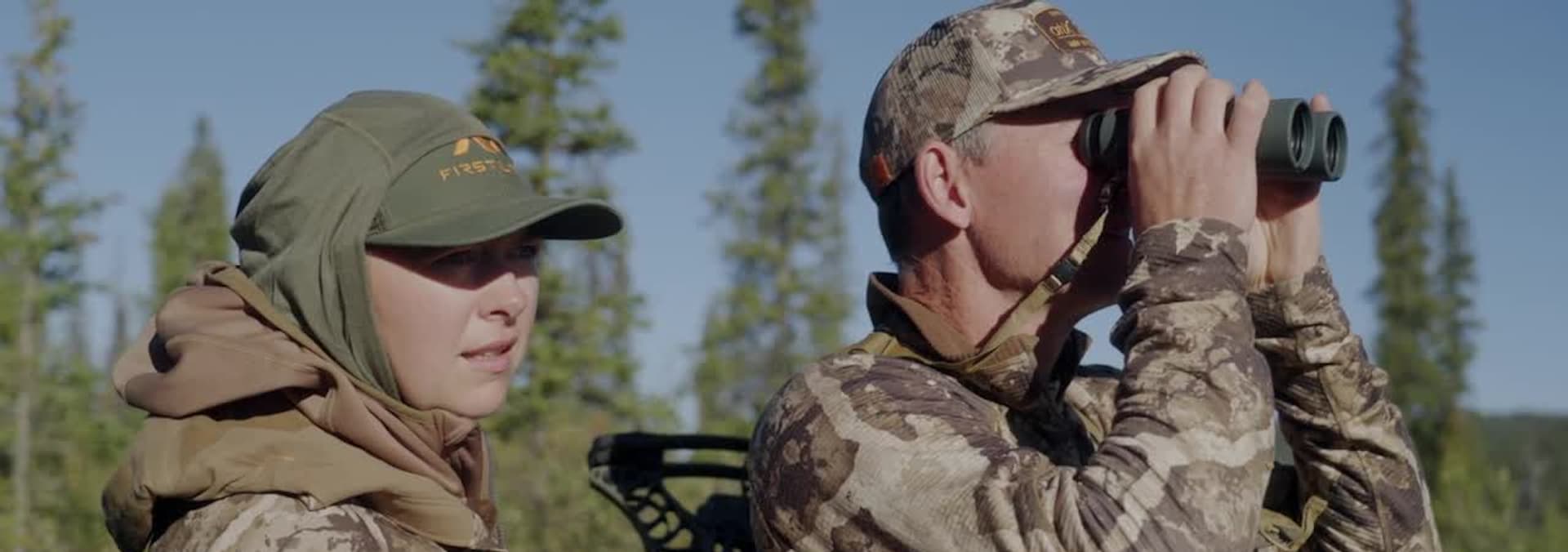 Watch On the Hunt S02:E06 - Fly-in Archery Alaska Caribou With Jordan ...