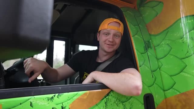 Watch Unspeakable S11:E06 - Reacting to My Hidden Videos / Filling My ...