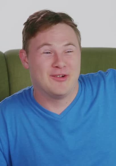 Watch Born This Way S03:E06 - Fallout - Free TV Shows | Tubi