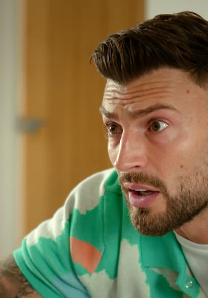 Watch Celebrity Help! My House Is Haunted S02:E05 - Jake Quickenden ...