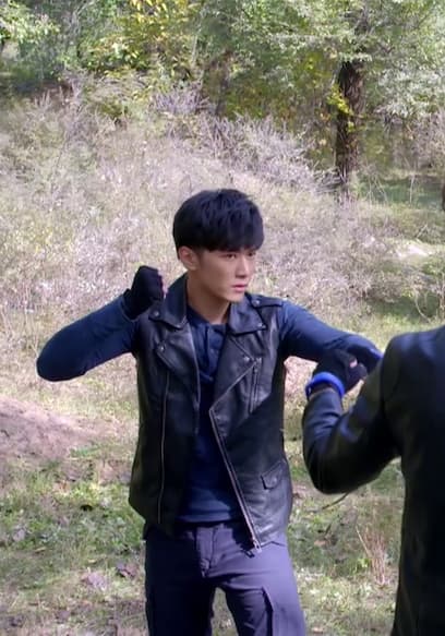 Watch Hot Girl S01:E12 - Episode 12 - Free TV Shows | Tubi