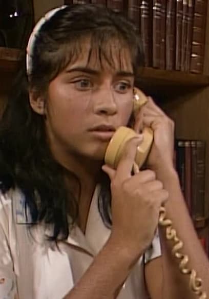 Watch Amanda Sabater S01:E15 - Capítulo 15 - Free TV Shows | Tubi