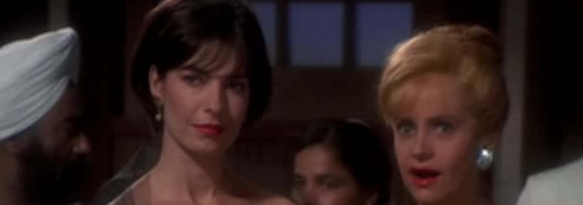 Watch Sisters S03:E02 - The Bottom Line - Free TV Shows | Tubi