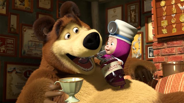 Watch Masha And The Bear S01 E01 How They Met Don t Wake Till
