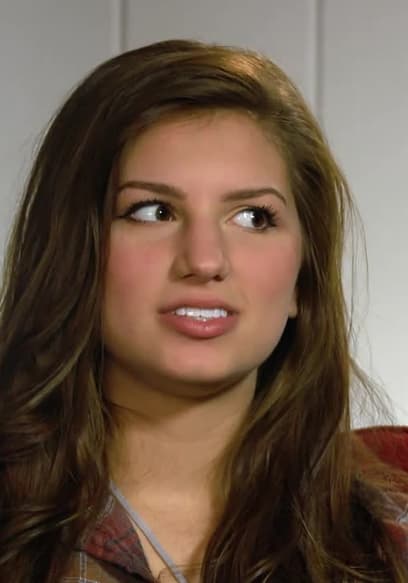 Watch Bringing Up Bates S05:E12 - Mass-a-Somethin’ - Free TV Shows | Tubi