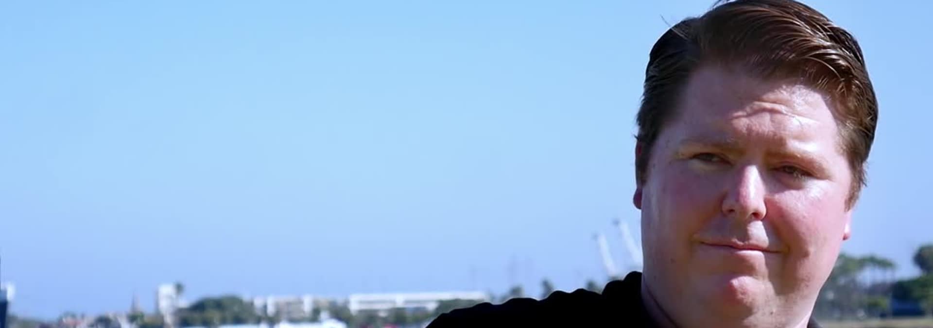 Watch Tupac: Cover-Up S01:E04 - Good Cop / Bad Cop - Free TV Shows | Tubi