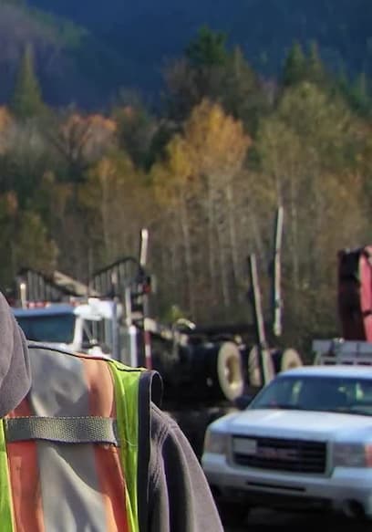 Watch Highway Thru Hell S10:E17 - Hell in the Canyon - Free TV Shows | Tubi