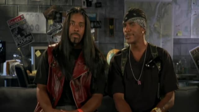 Watch Real and Chance: The Legend Hunters S01:E03 - Hogasaurus - Free ...