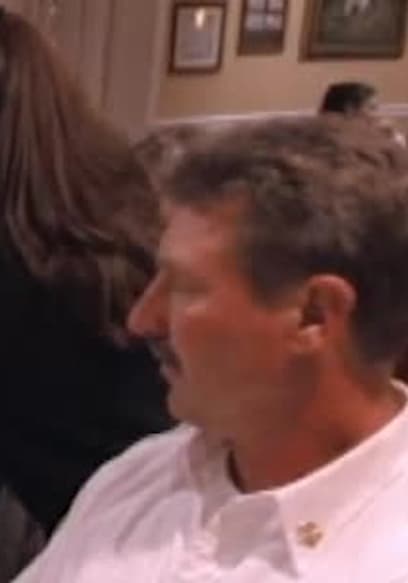 Watch Kitchen Nightmares en Español S01:E22 - Revisado: Gordon Regresa ...
