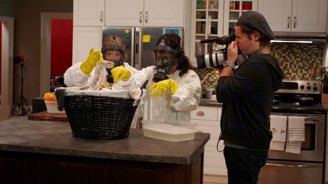 Watch Really Me S02:E04 - Truth or Dare - Free TV Shows | Tubi