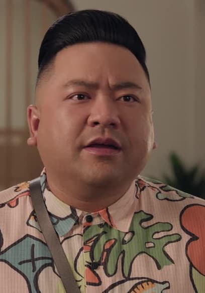 Watch Run the Burbs S03:E01 - Phor Sale - Free TV Shows | Tubi