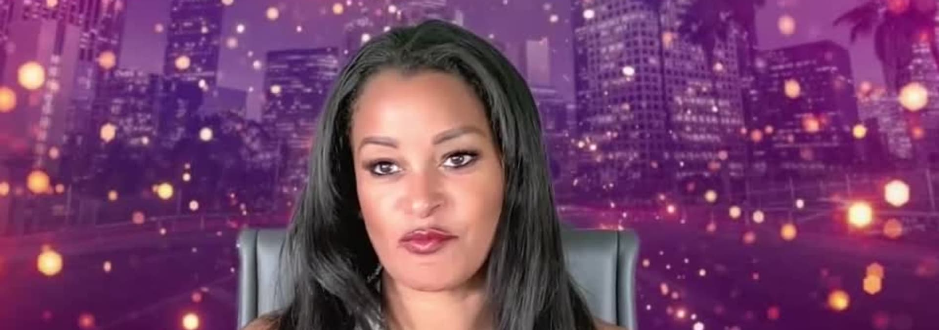 Watch Tea-G-I-F S03:E78 - Michael Jordan Opens Up, Tamika Scott's ...
