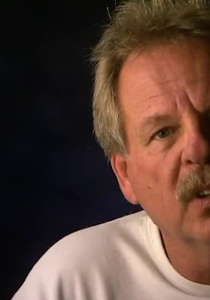 Watch I Shouldn’t Be Alive S02:E06 - Dive Into Danger - Free TV Shows ...