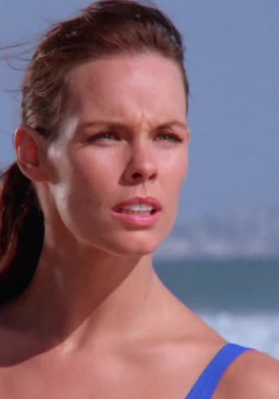 Watch Baywatch S04:E01 - Race Against Time (Pt. 1) - Free TV Shows | Tubi