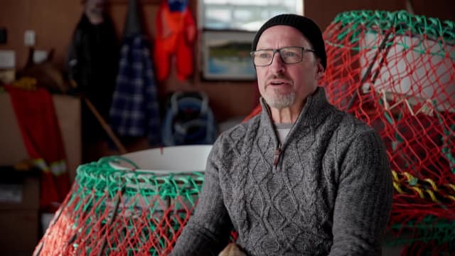 Watch East Harbour Heroes S01:E08 - Boats, Boats, Boats - Free TV Shows ...