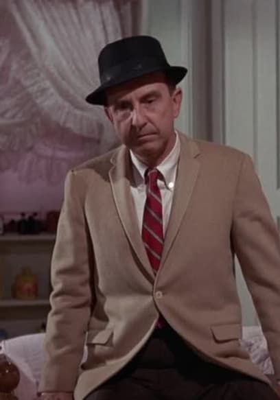 Watch Gidget S01:E30 - Hard Night's Night, A - Free TV Shows | Tubi