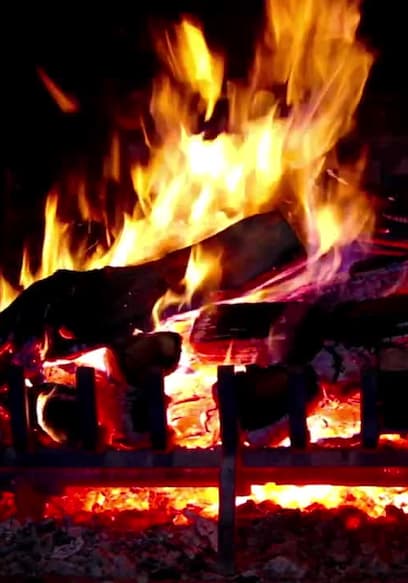 Watch Fireplace Lounge S02:E06 - Happy Holiday Fireplace With Music ...