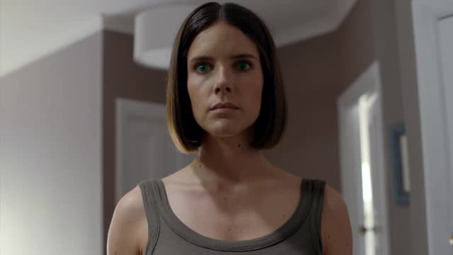 Watch Humans S02:E08 - Episode 8 - Free TV Shows | Tubi