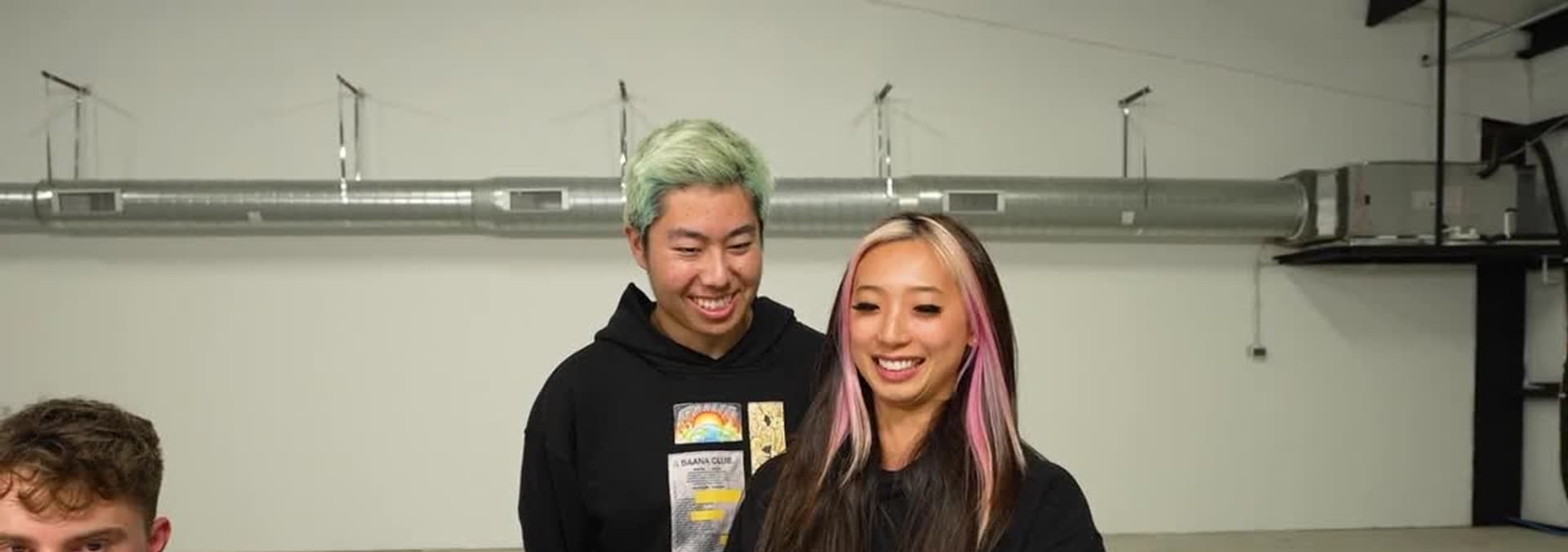 Watch ZHC S08:E04 - Make the Best Pen Art, Win $5,000! - Free TV Shows ...