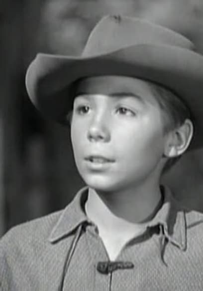 Watch The Rifleman S01:E36 - Stranger at Night - Free TV Shows | Tubi
