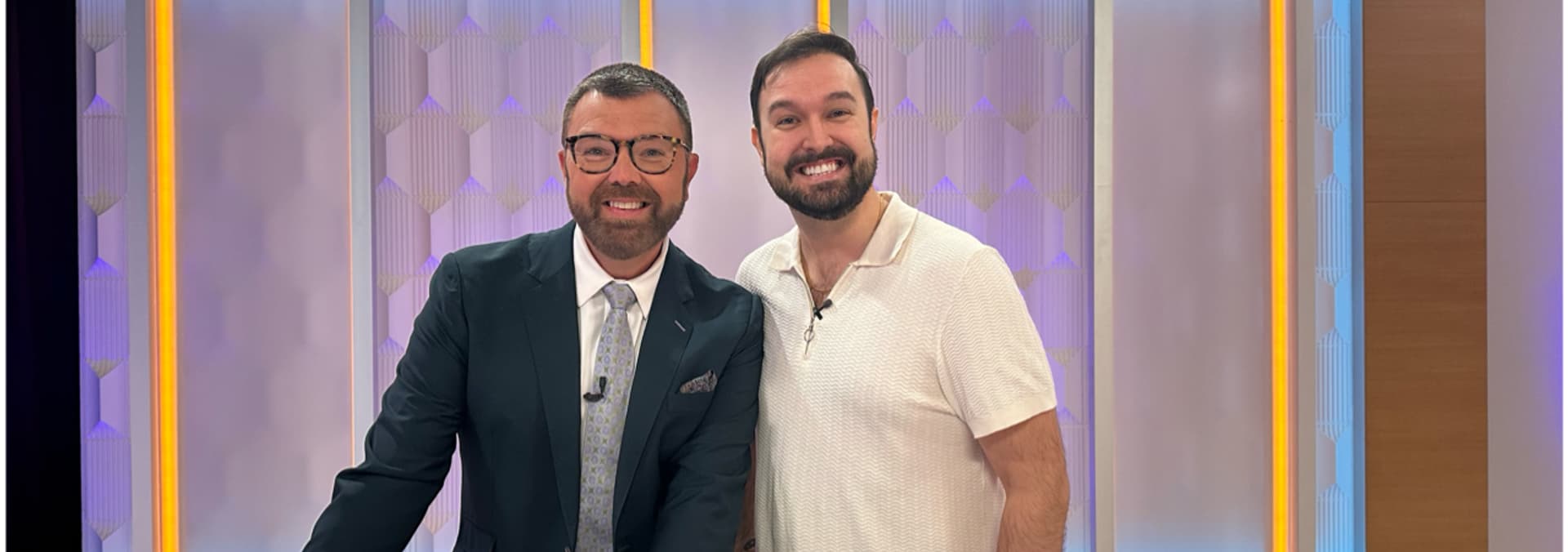 Watch The Jason Show S10:E82 - Food Blogger, Hayden Haas, Joins Jason ...