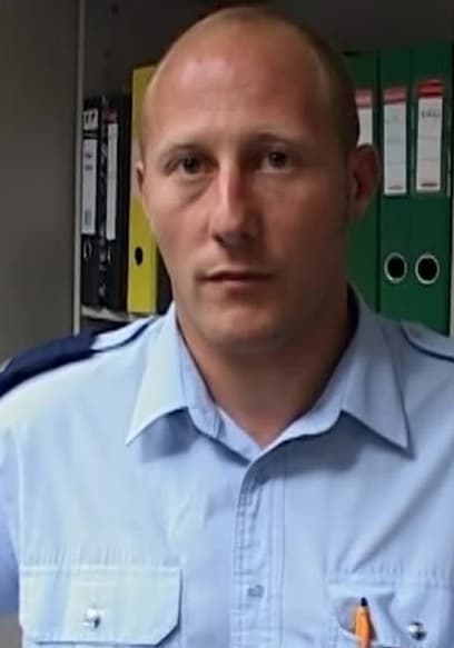 Watch Police Ten 7 S09:E06 - Episode 6 - Free TV Shows | Tubi