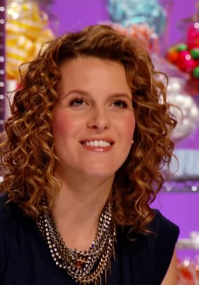 Watch Cupcake Wars S03:E10 - World Series of Poker - Free TV Shows | Tubi