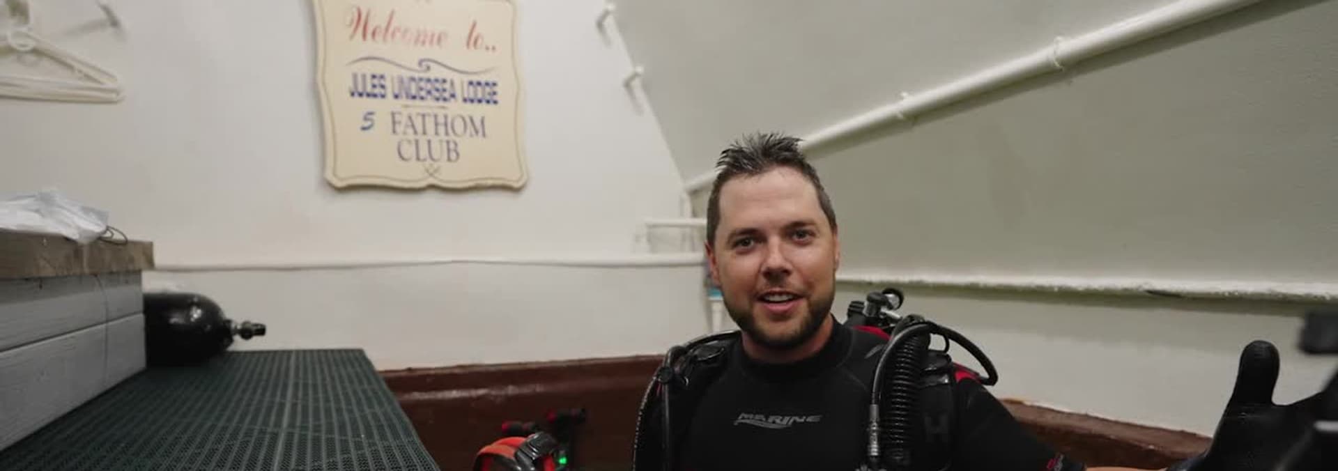Watch Brave Wilderness S09:E02 - Surviving Underwater for 24 Hours ...